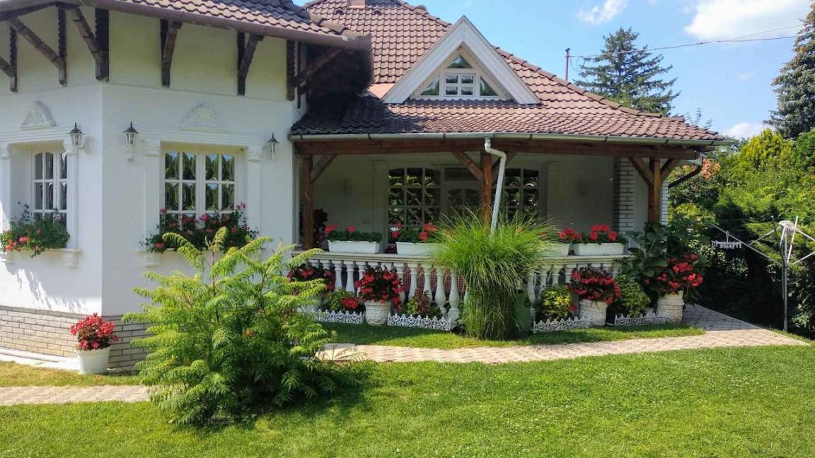 120 M² Ferienhaus ∙ 3 Schlafzimmer ∙ 6 Gäste - Siófok