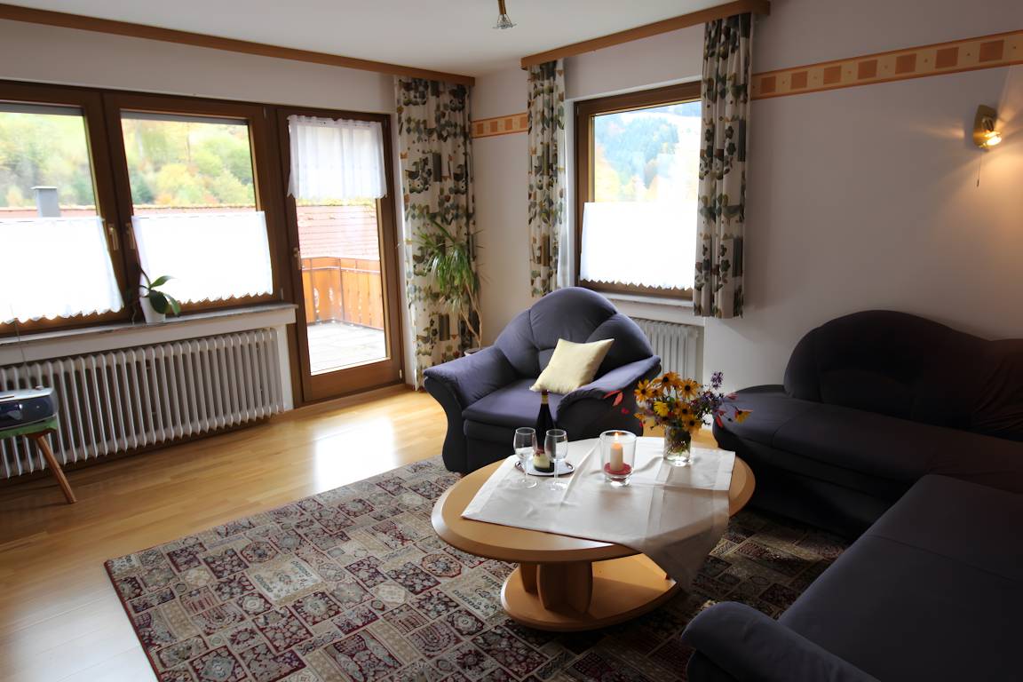 74 M² Ferienwohnung ∙ 1 Schlafzimmer ∙ 4 Gäste - Kniebis