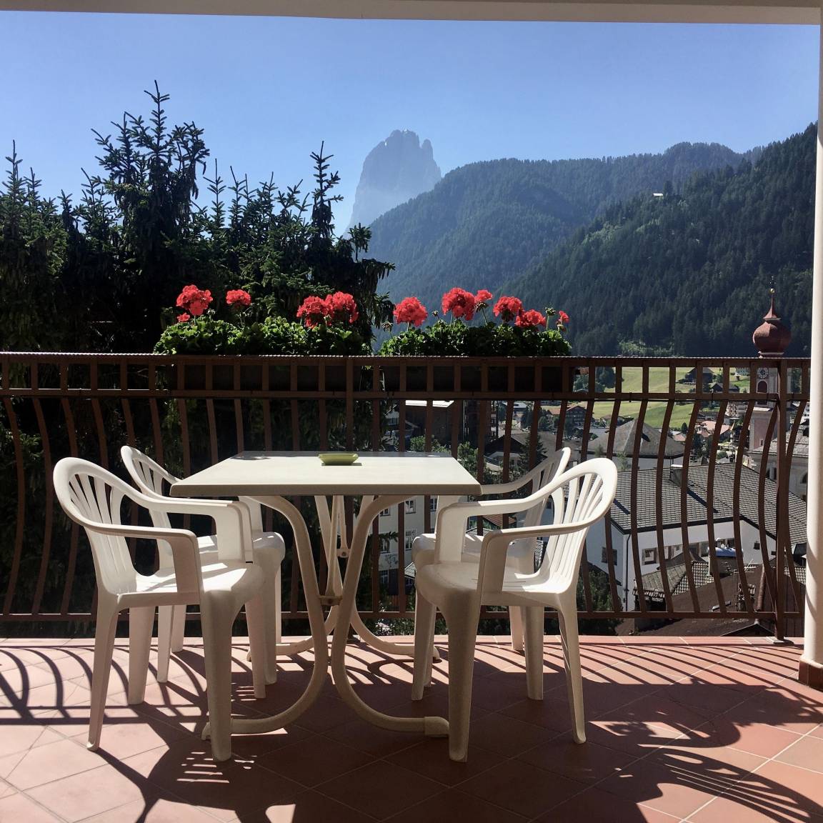 120 M² Apartment ∙ 3 Bedrooms ∙ 7 Guests - Val Gardena