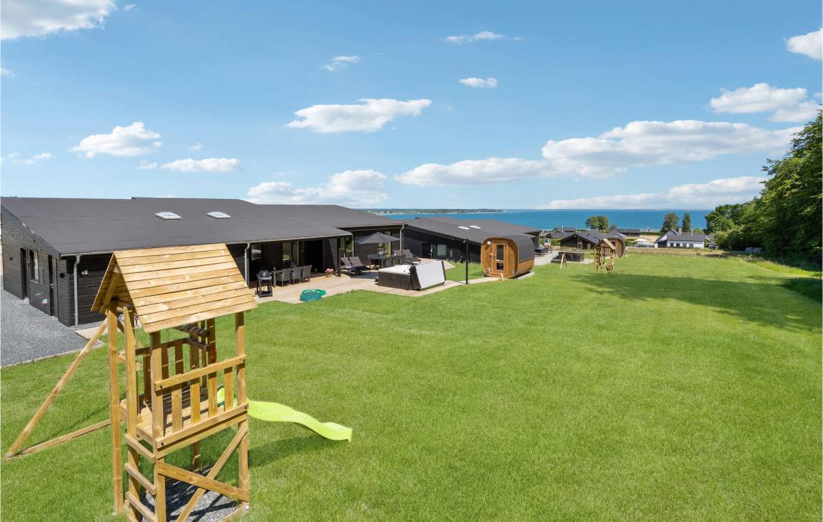 147 M² Ferienhaus ∙ 4 Schlafzimmer ∙ 12 Gäste - Kolding