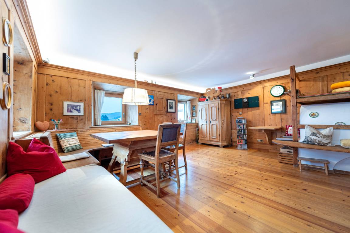 100 M² Apartamento ∙ 2 Habitaciones ∙ 6 Huéspedes - Val Gardena