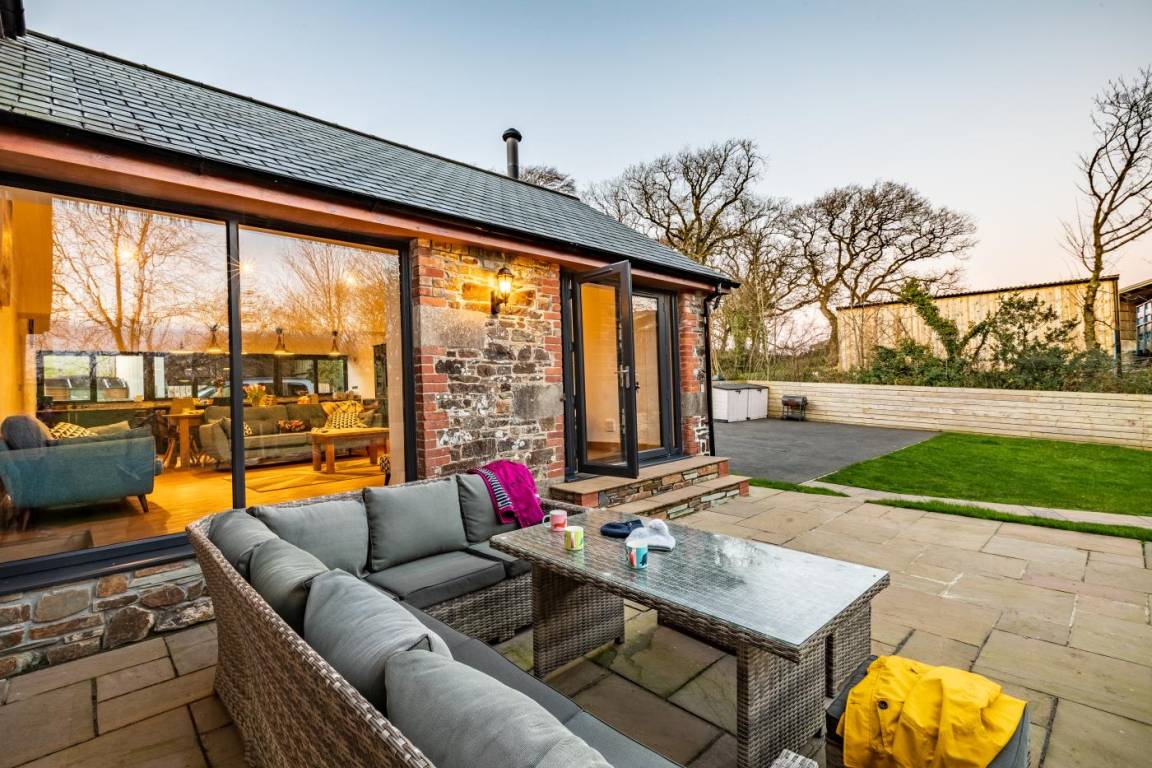 Cottage ∙ 5 Bedrooms ∙ 10 Guests - Holsworthy