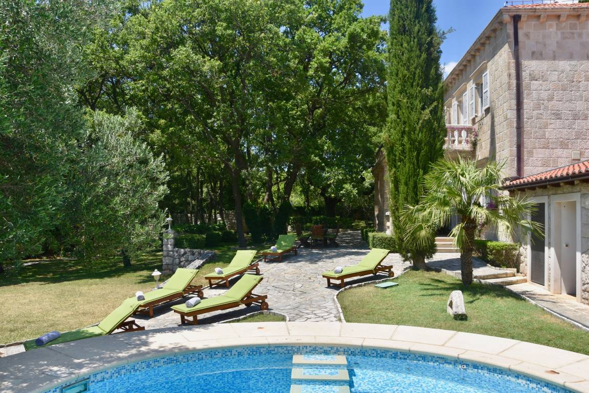Villa ∙ 4 Bedrooms ∙ 8 Guests - Cavtat