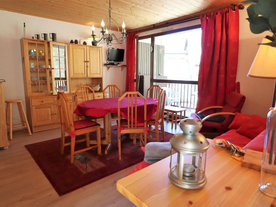 37 M² Appartement ∙ 2 Chambres ∙ 6 Personnes - Arêches
