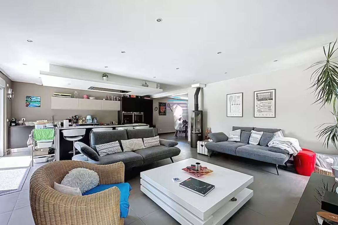 140 M² Maison De Vacances ∙ 2 Chambres ∙ 6 Personnes - Brumath