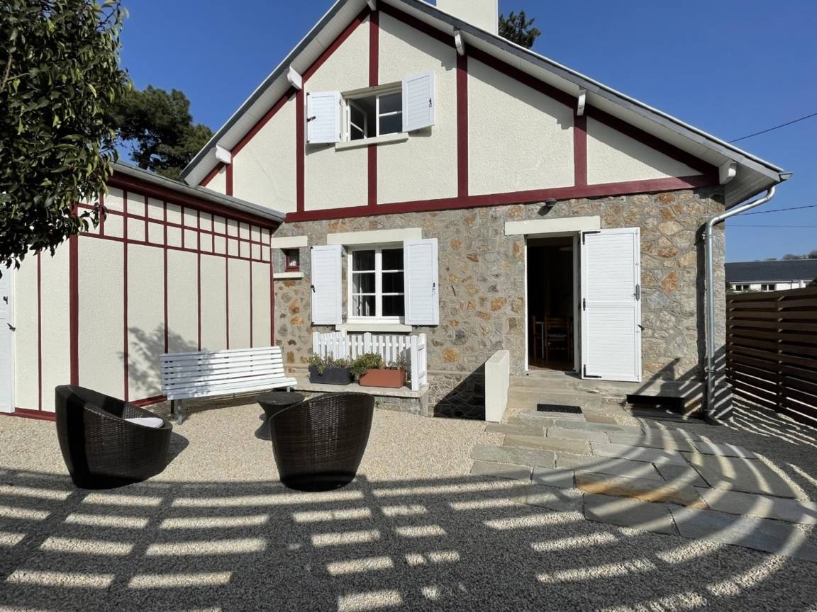 120 M² Maison De Vacances ∙ 4 Chambres ∙ 7 Personnes - Jullouville
