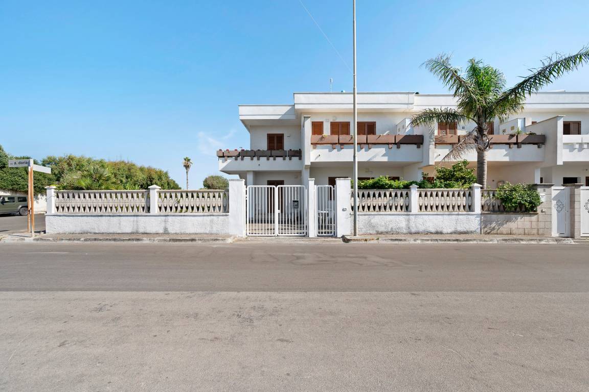 166 M² Villa ∙ 4 Schlafzimmer ∙ 8 Gäste - Lecce