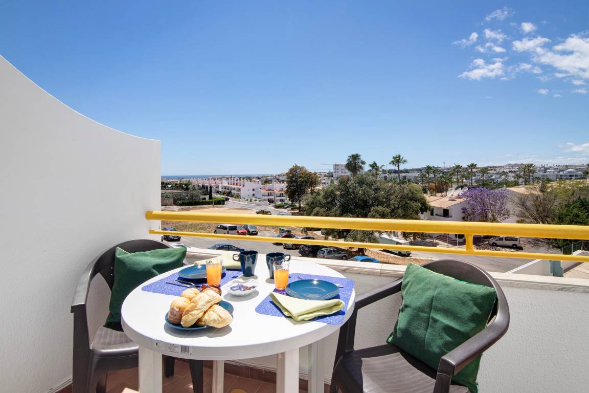 80 M² Apartment ∙ 2 Bedrooms ∙ 5 Guests - Albufeira