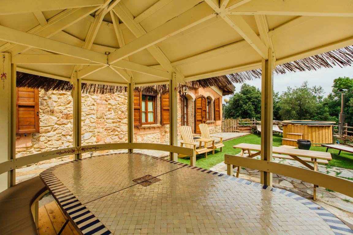 100 M² Villa ∙ 3 Bedrooms ∙ 8 Guests - Tuscany