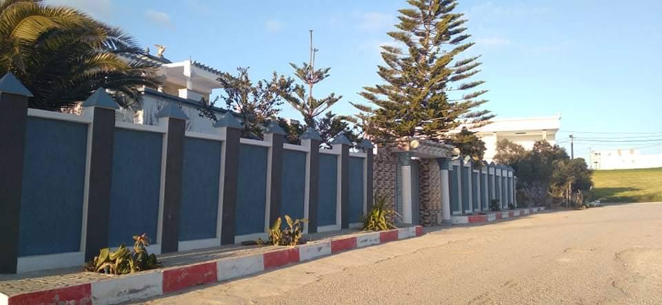 240 M² Villa ∙ 3 Chambres ∙ 7 Personnes - Tunisie