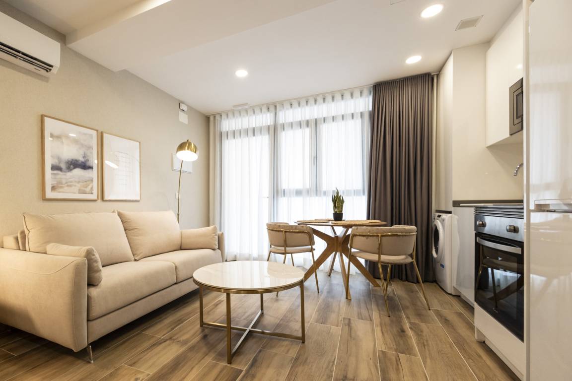 30 M² Studio Flat ∙ 4 Guests - Valencia Airport (VLC)