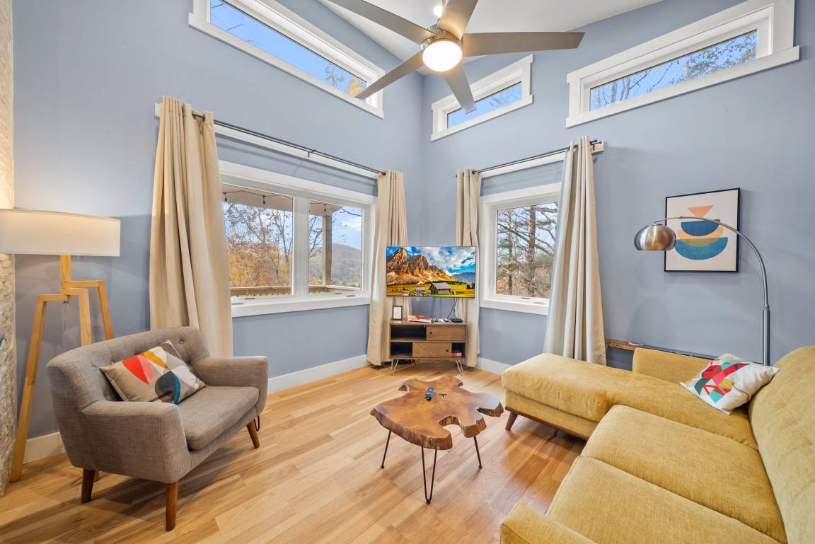 149 M² Talo ∙ 3 Makuuhuonetta ∙ 6 Vierasta - Boone, NC