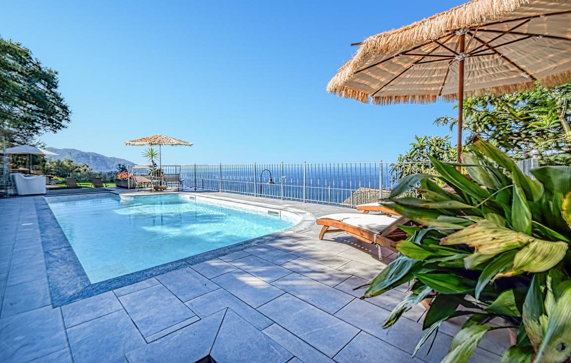 100 M² Ferienhaus ∙ 3 Schlafzimmer ∙ 8 Gäste - Recco