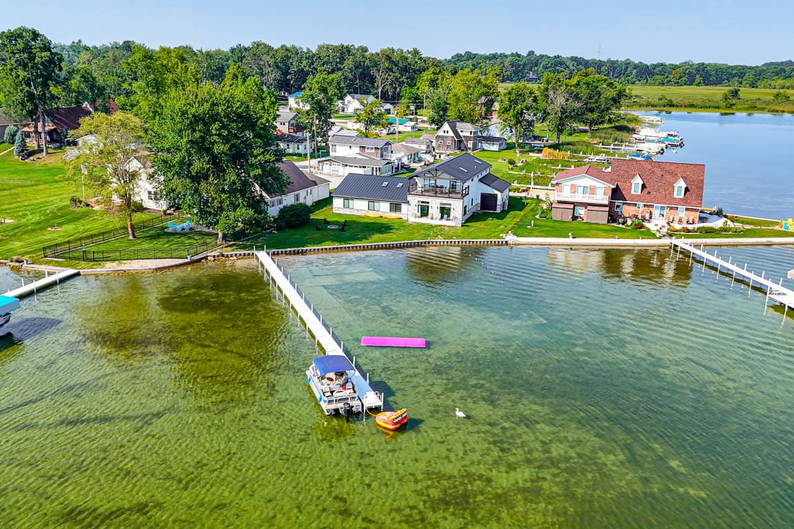 339 M² Cottage ∙ 5 Bedrooms ∙ 14 Guests - Indiana (State)