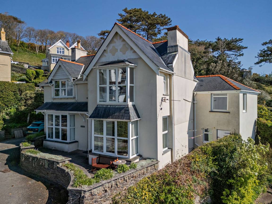 Cottage ∙ 5 Bedrooms ∙ 8 Guests - Borth