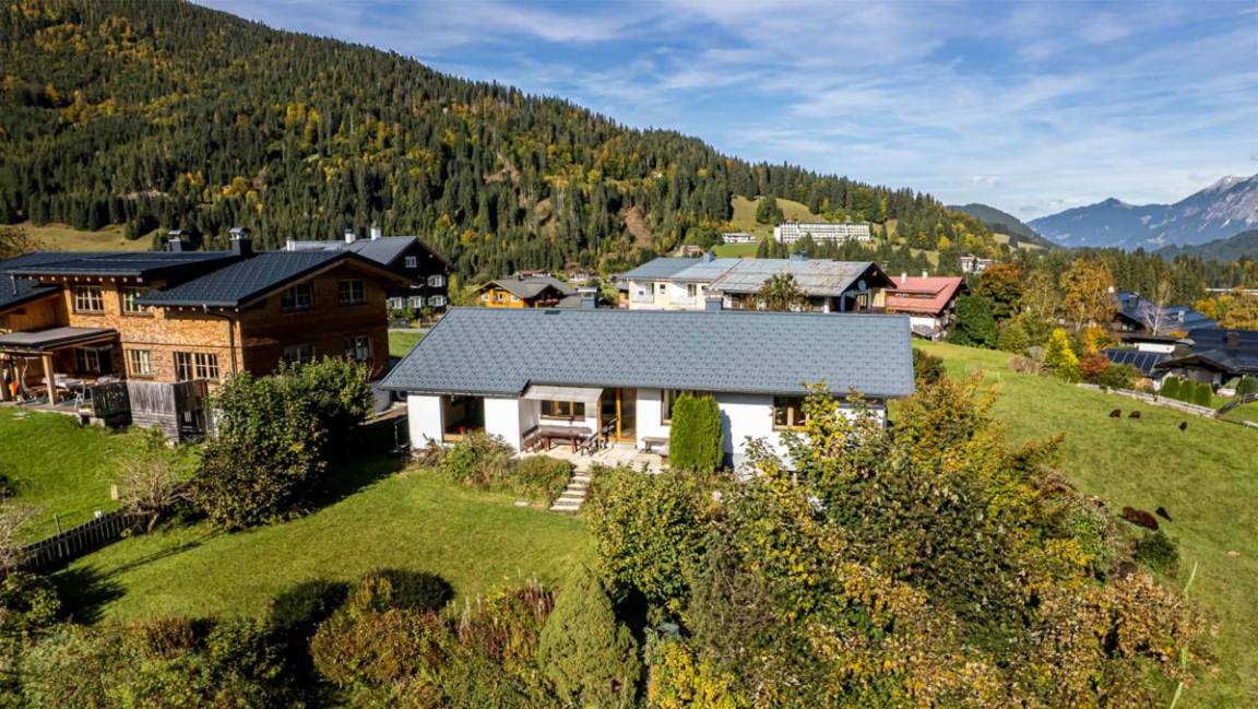 200 M² Ferienhaus ∙ 5 Schlafzimmer ∙ 12 Gäste - Mittelberg