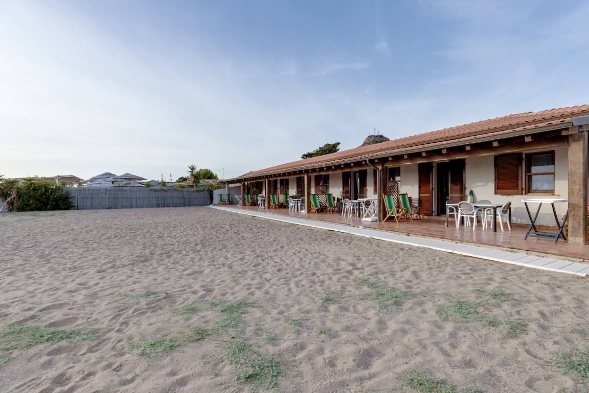 30 M² House ∙ 2 Bedrooms ∙ 3 Guests - Bosa