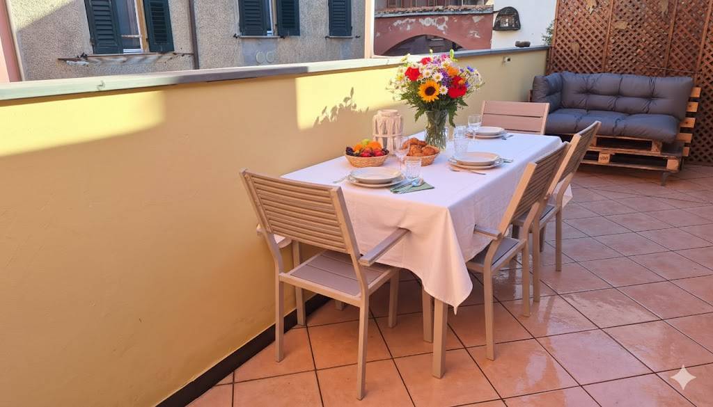 Apartment ∙ 2 Bedrooms ∙ 4 Guests - Moneglia