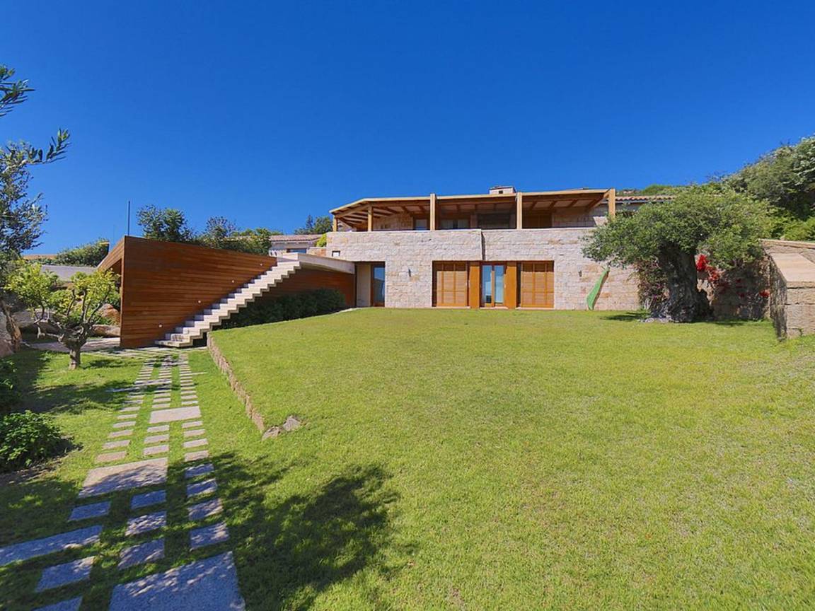 350 M² Maison De Vacances ∙ 6 Chambres ∙ 10 Personnes - San Teodoro