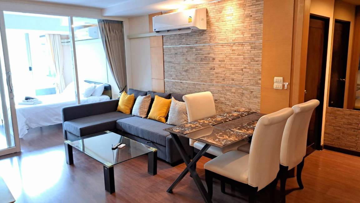 150 M² Appartement ∙ 3 Chambres ∙ 8 Personnes - Bangkok