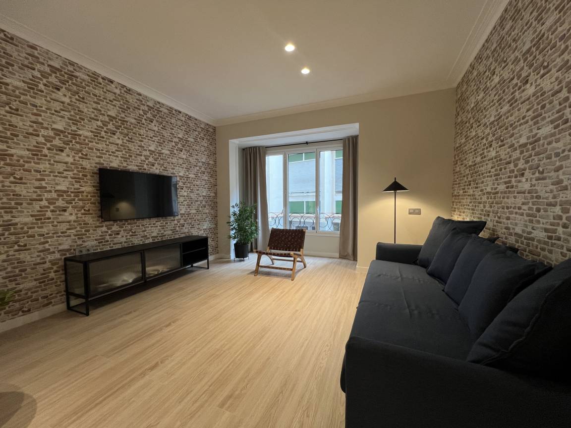 92 M² Apartament ∙ 3 Sypialnie ∙ 8 Gości - Barcelona