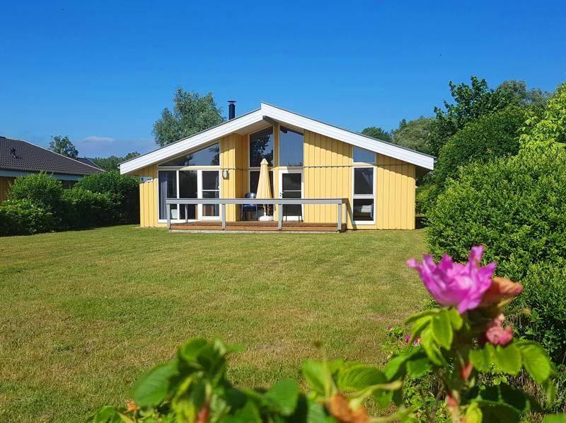 77 M² Ferienhaus ∙ 2 Schlafzimmer ∙ 4 Gäste - Rechlin