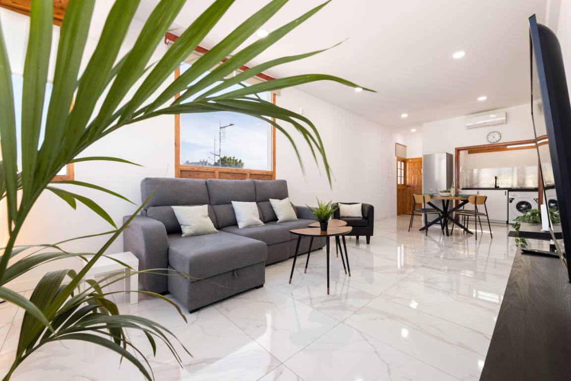 64 M² Ferienwohnung ∙ 2 Schlafzimmer ∙ 4 Gäste - Yaiza