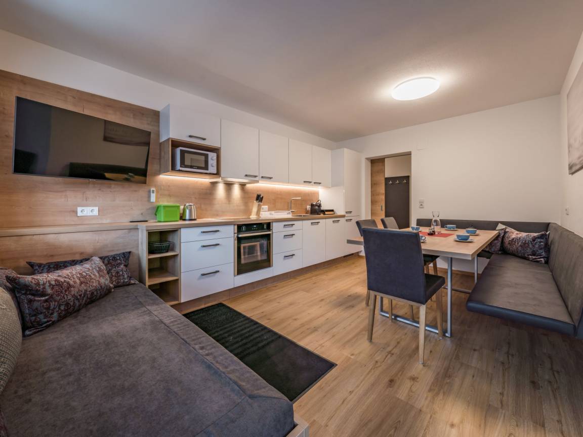 94 M² Ferienwohnung ∙ 2 Schlafzimmer ∙ 8 Gäste - Zell am Ziller