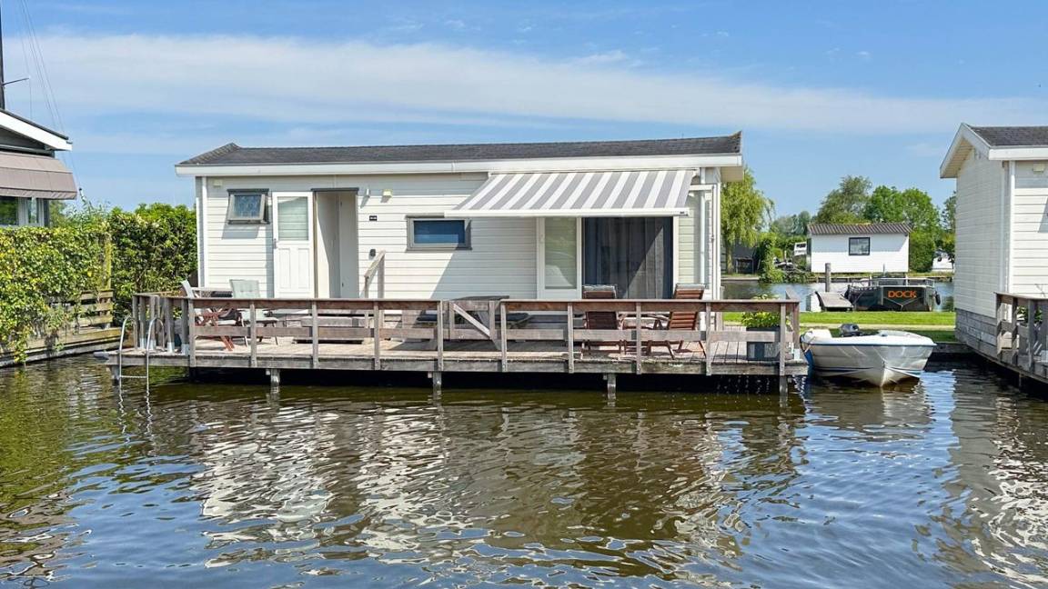 33 M² Huis ∙ 2 Slaapkamers ∙ 3 Gasten - Woerden