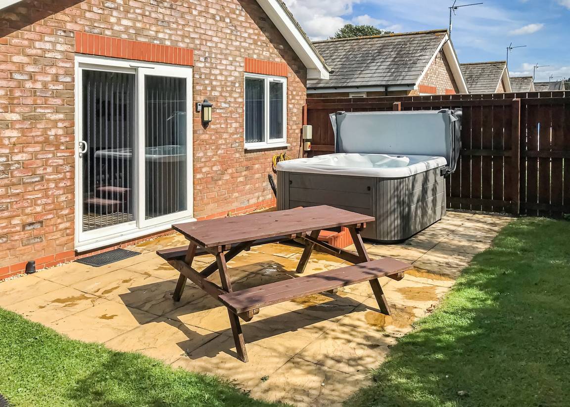 Bungalow ∙ 2 Bedrooms ∙ 4 Guests - Yorkshire