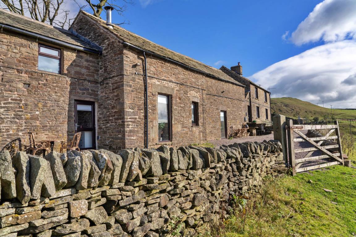 100 M² Cottage ∙ 2 Bedrooms ∙ 5 Guests - Buxton