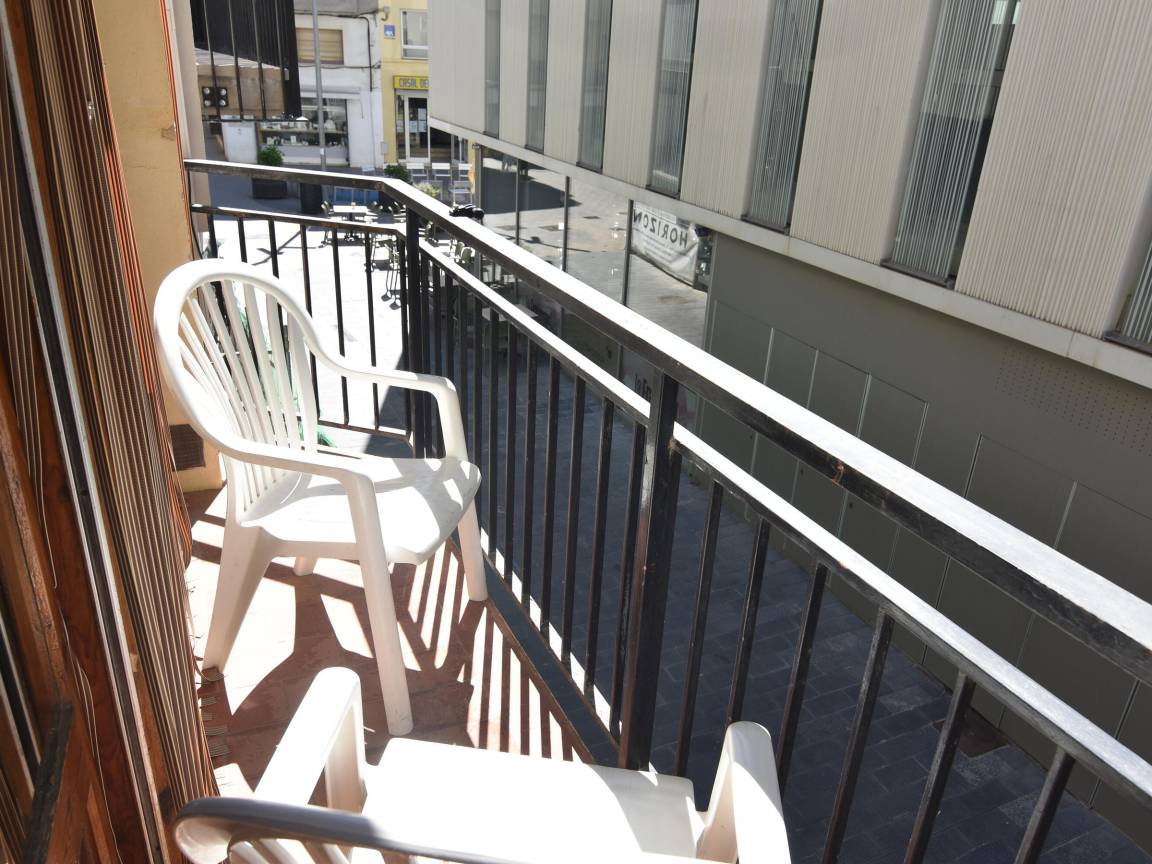 100 M² Apartment ∙ 4 Bedrooms ∙ 6 Guests - Roses