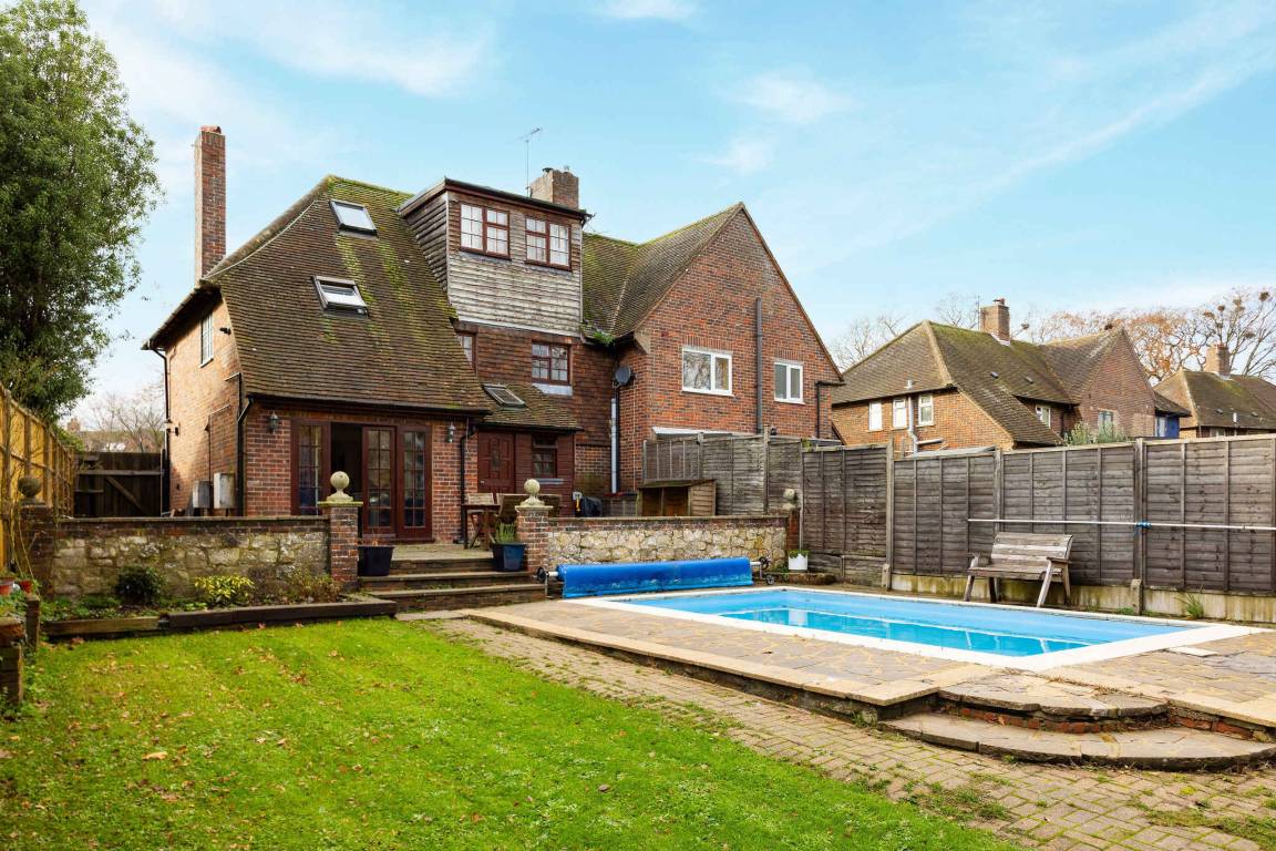 102 M² House ∙ 3 Bedrooms ∙ 6 Guests - Hayling Island