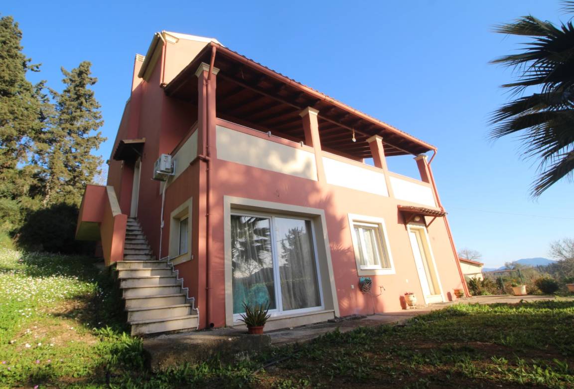 150 M² Appartement ∙ 2 Chambres ∙ 5 Personnes - Corfou
