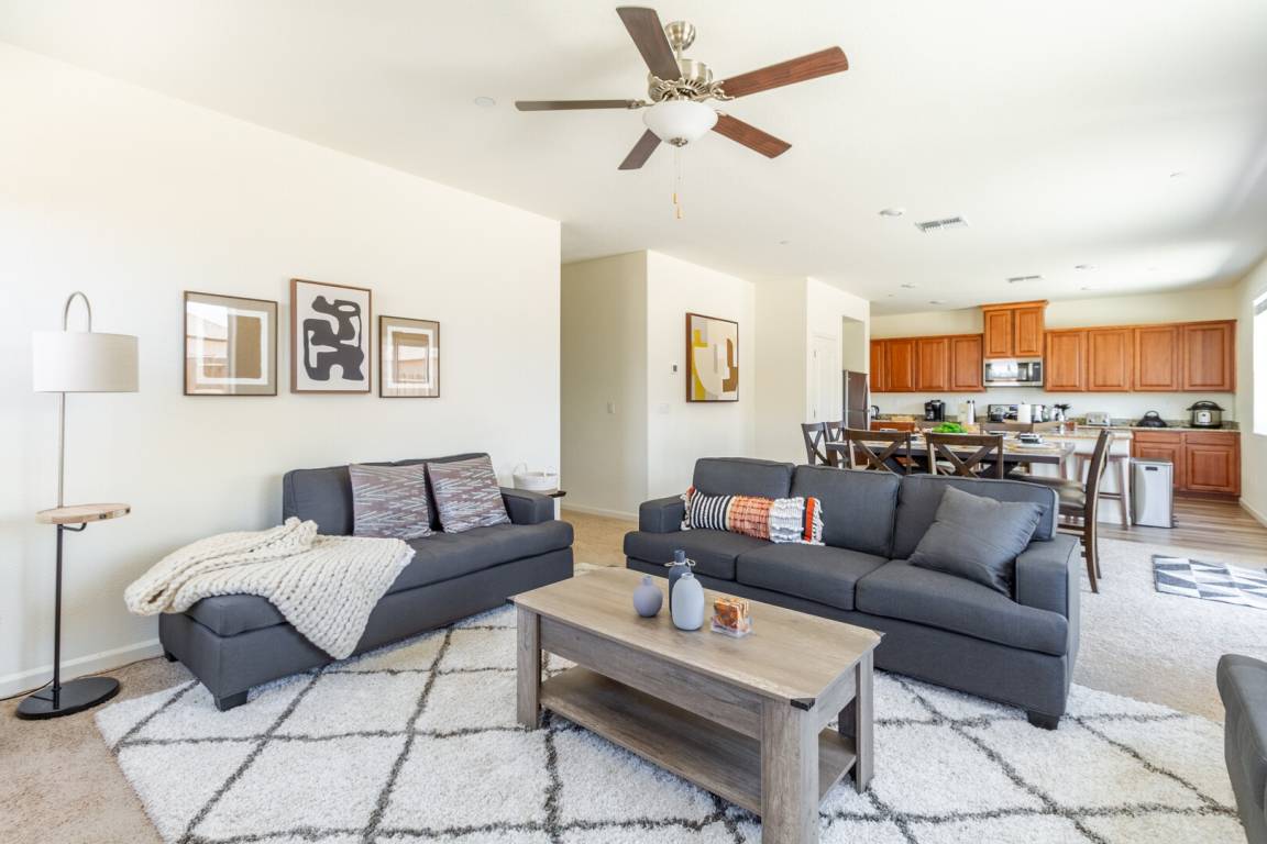 70 M² House ∙ 5 Bedrooms ∙ 10 Guests - Yuba City, CA