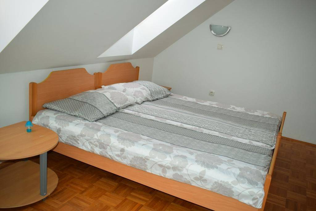 18 M² House ∙ 1 Bedroom ∙ 2 Guests - Boršt