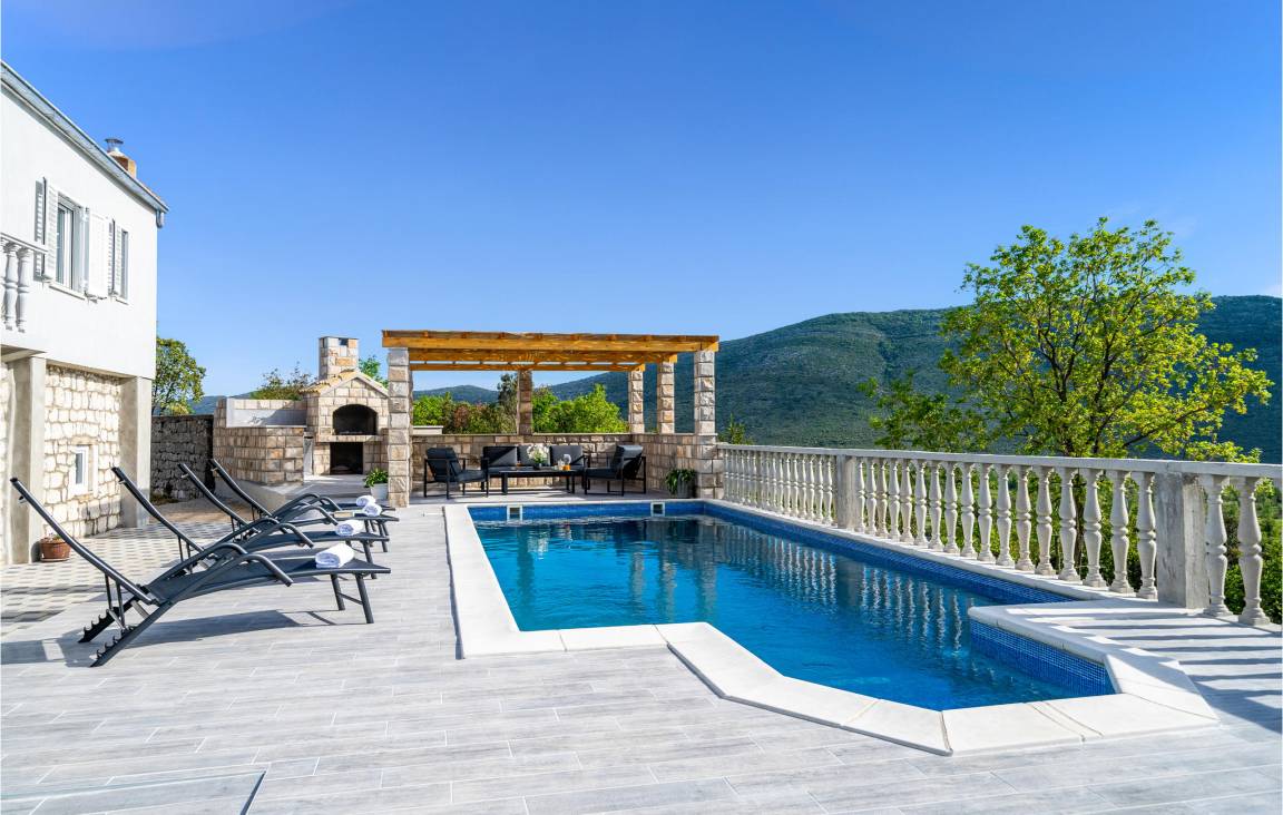 120 M² Ferienhaus ∙ 4 Schlafzimmer ∙ 8 Gäste - Mljet