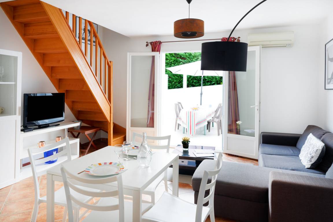 60 M² Lägenhet ∙ 2 Sovrum ∙ 4 Gäster - Espelette