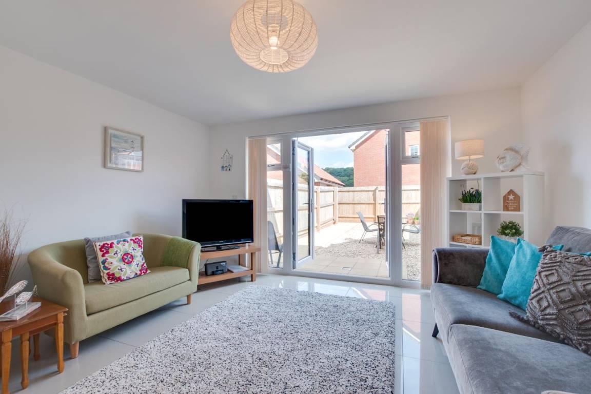 Cottage ∙ 2 Bedrooms ∙ 4 Guests - Seaton