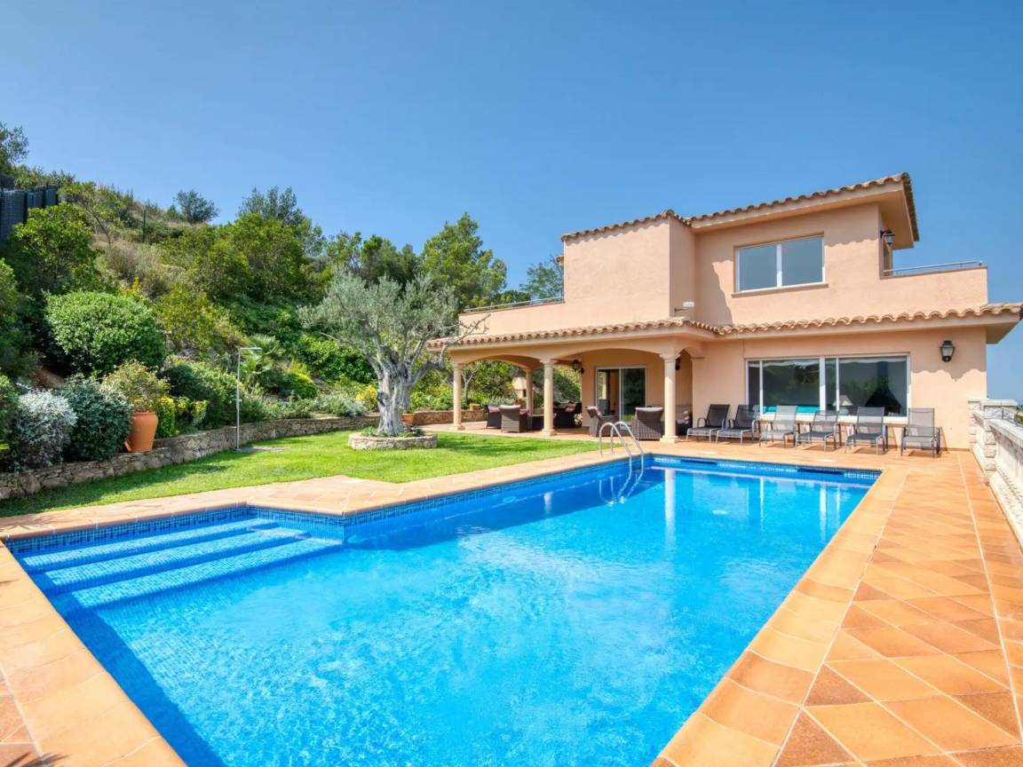 250 M² Casa ∙ 5 Habitaciones ∙ 10 Huéspedes - Aiguablava