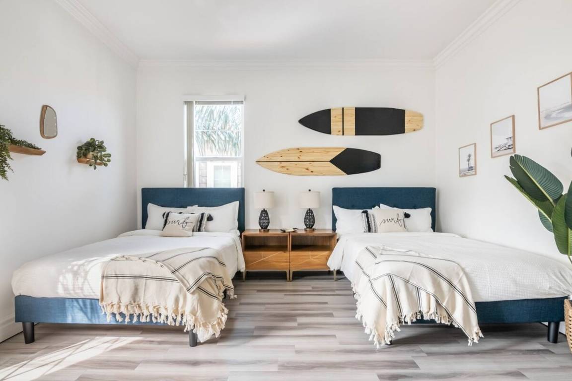 270 M² House ∙ 4 Bedrooms ∙ 8 Guests - Carlsbad, CA