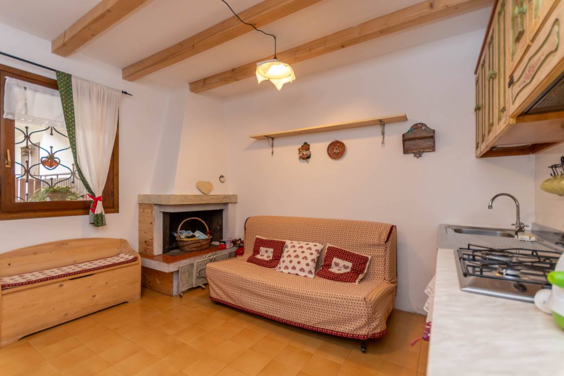 35 M² Studio Asunto ∙ 1 Makuuhuone ∙ 4 Vierasta - Alleghe