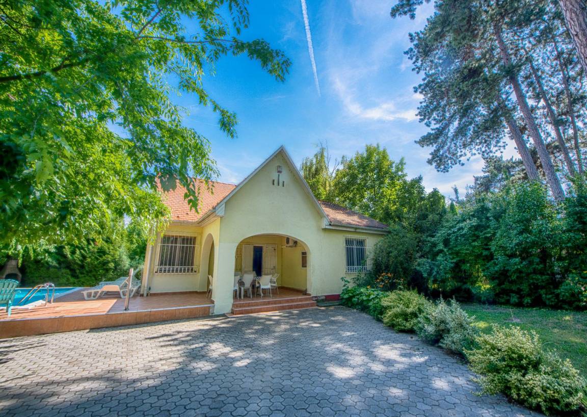80 M² Ferienhaus ∙ 3 Schlafzimmer ∙ 7 Gäste - Siófok