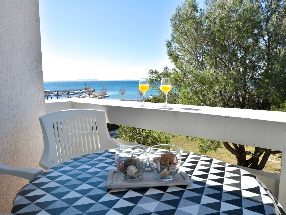 40 M² Apartment ∙ 1 Bedroom ∙ 4 Guests - Vir