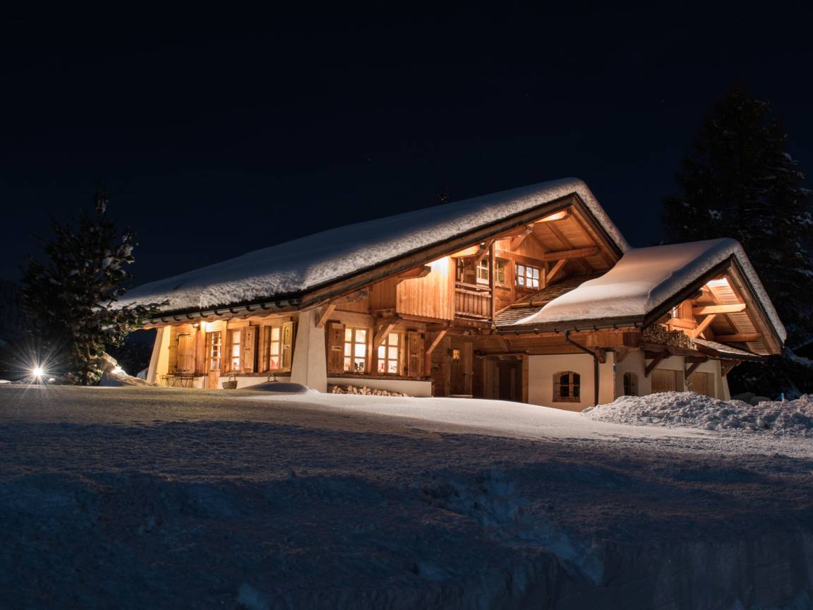 180 M² Chalet ∙ 6 Bedrooms ∙ 10 Guests - Megève