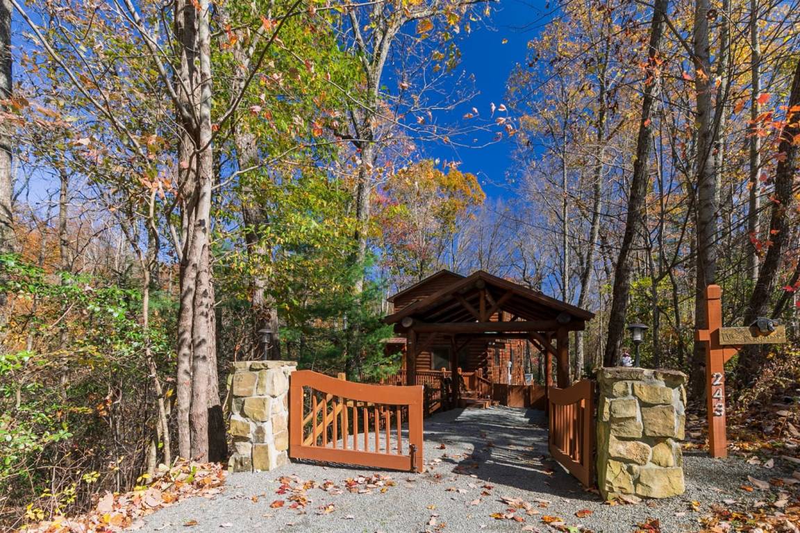 120 M² Cabin ∙ 3 Bedrooms ∙ 6 Guests - Blue Ridge Mountains