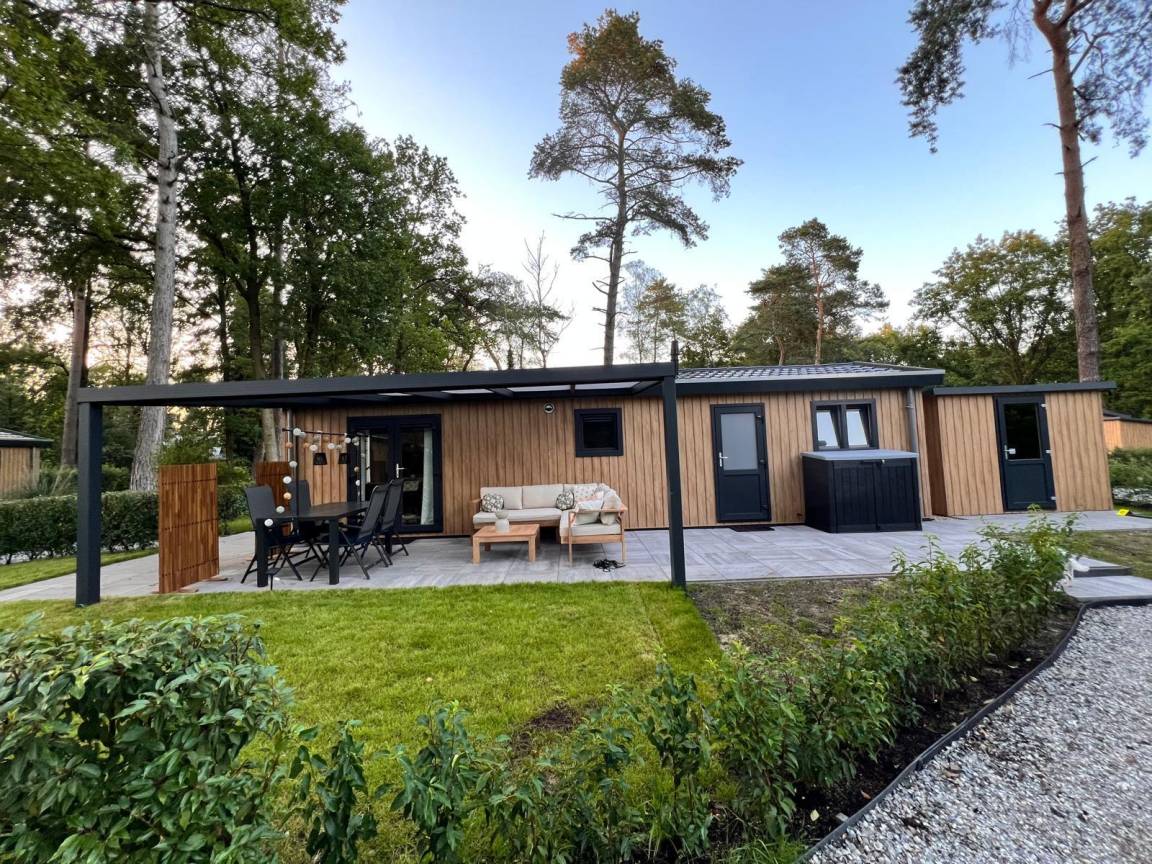 Bungalow ∙ 2 Slaapkamers ∙ 4 Gasten - Veenendaal