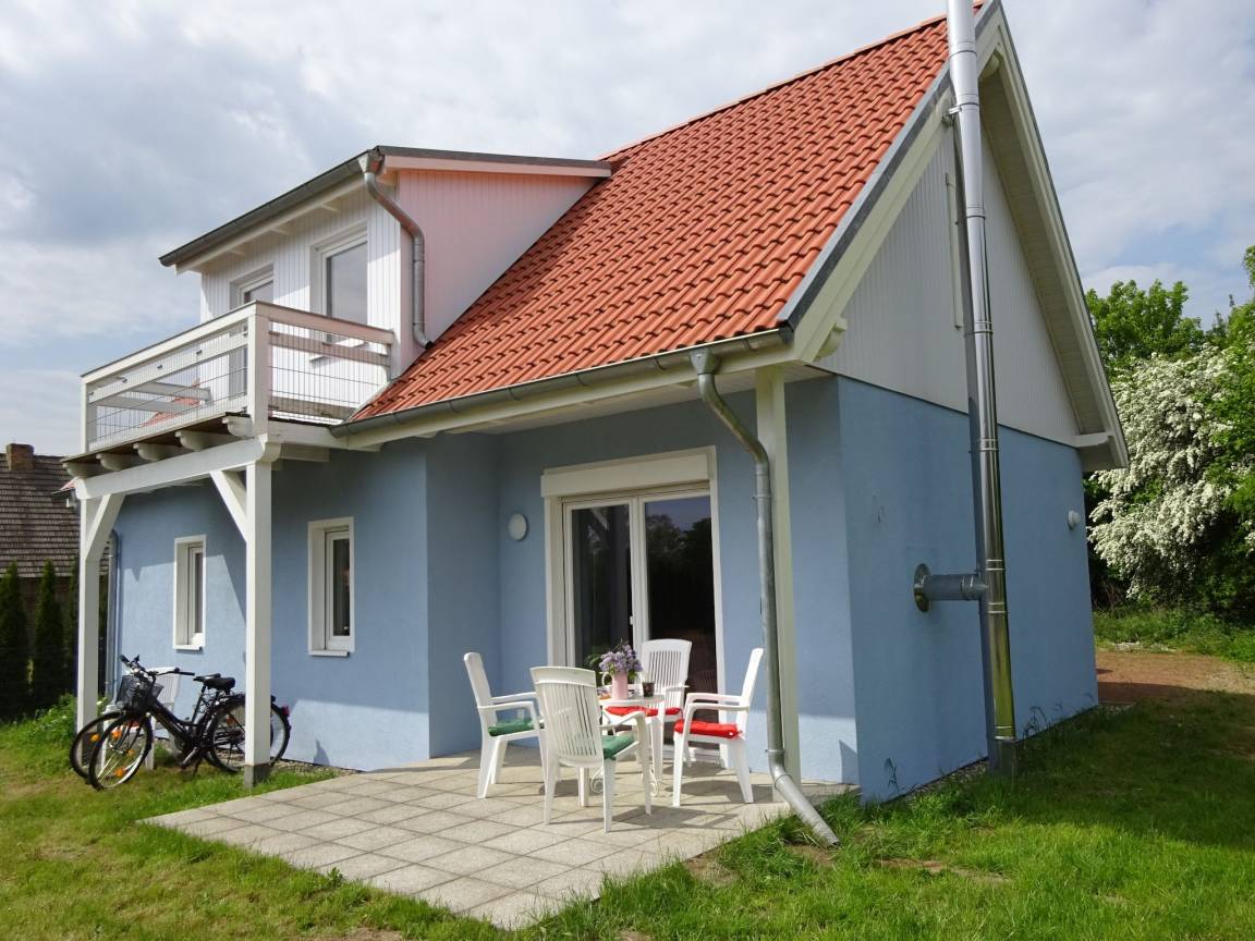90 M² Ferienhaus ∙ 1 Schlafzimmer ∙ 4 Gäste - Rechlin