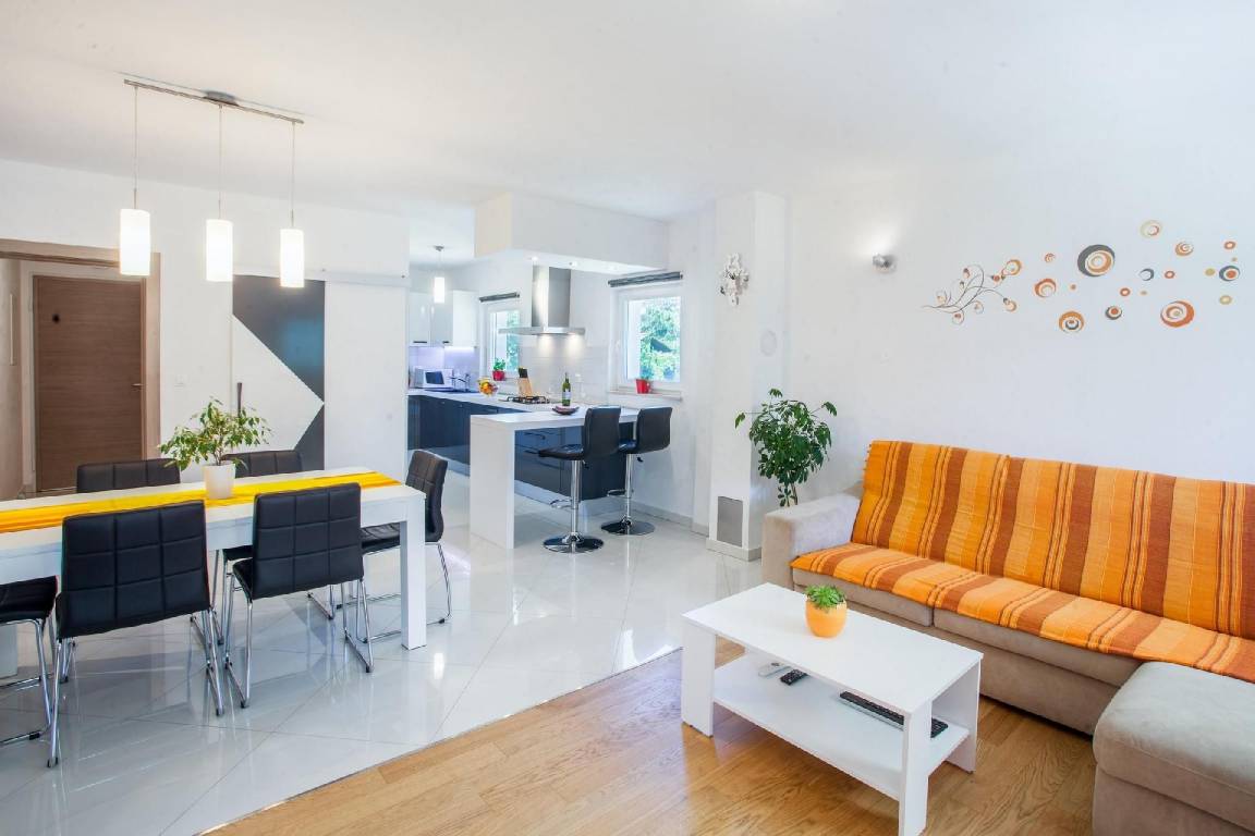 108 M² Casa ∙ 3 Camere Da Letto ∙ 6 Ospiti - Pola
