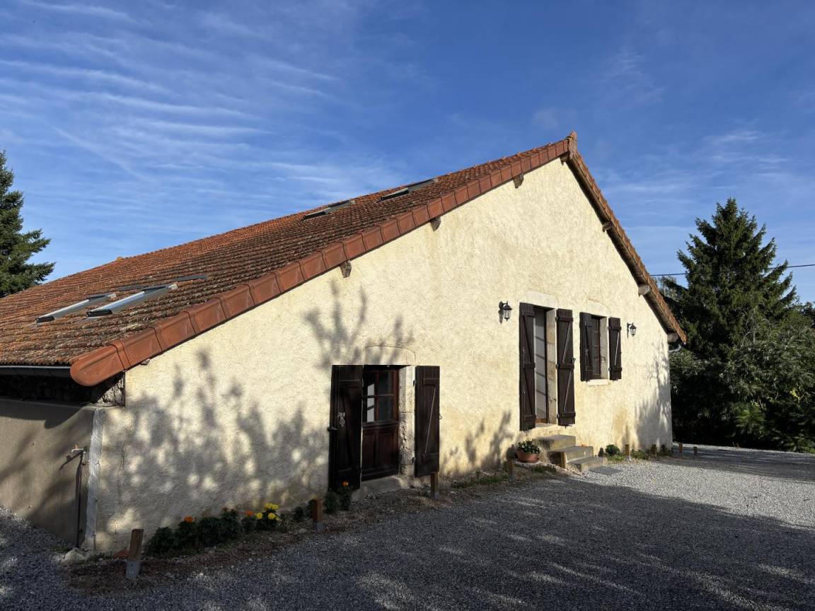 88 M² Gîte ∙ 2 Chambres ∙ 4 Personnes - Saint-Pourçain-sur-Sioule